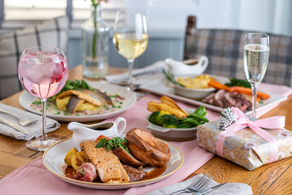 MOTHER’S DAY 2023 AT The Roundhay Fox